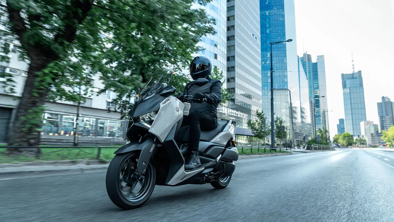 Yamaha 400 Xmax 2025 – Nouveauté Xmax 2025 – LTAX
